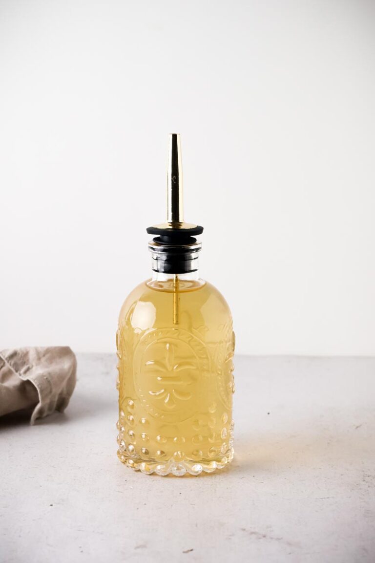 Simple Syrup Ratio: 1:1 vs 2:1 (Which One Do You Need?)